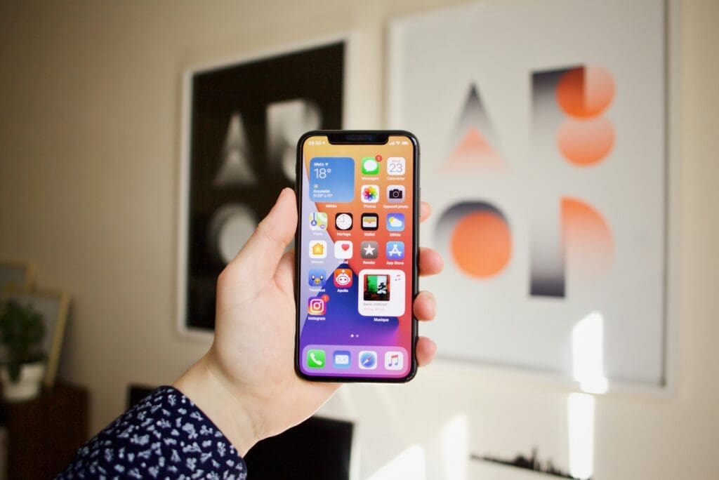 Navigating the iOS Interface: Essential Tips for Beginners